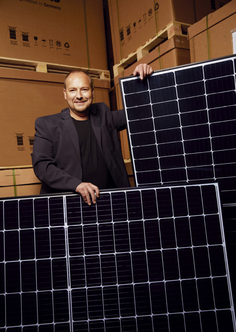 HPV-Solar: PV-Komplettpakete für Gewerbe und Privatkunden - Regio Manager