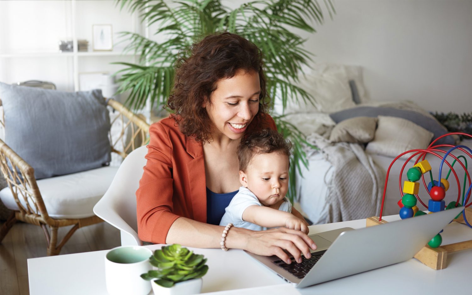 Serie – 10 Tipps: Homeoffice: Selbstbestimmt zu Hause arbeiten - Regio Manager